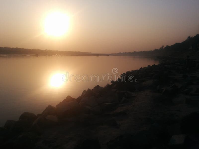 Afternoon sun stock image. Image of afternoon, sceney - 109822693