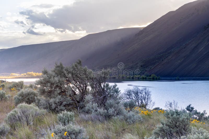 Afternoon Sun Rays Over the Sun Lakes Area in Washington State Stock ...