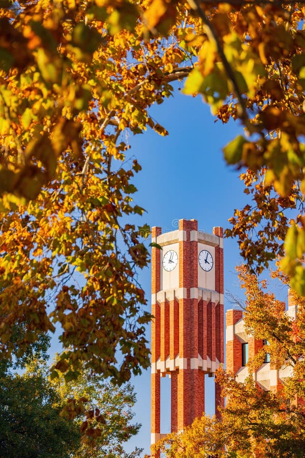 Afternoon View of the Clock Tower of Univeristy of Oklahoma Editorial ...