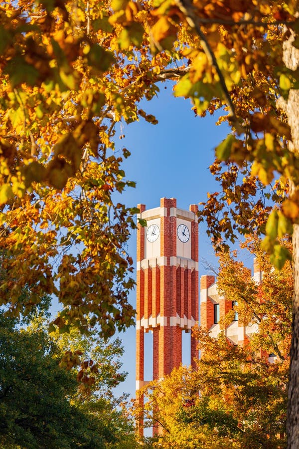 Afternoon View of the Clock Tower of Univeristy of Oklahoma Editorial ...