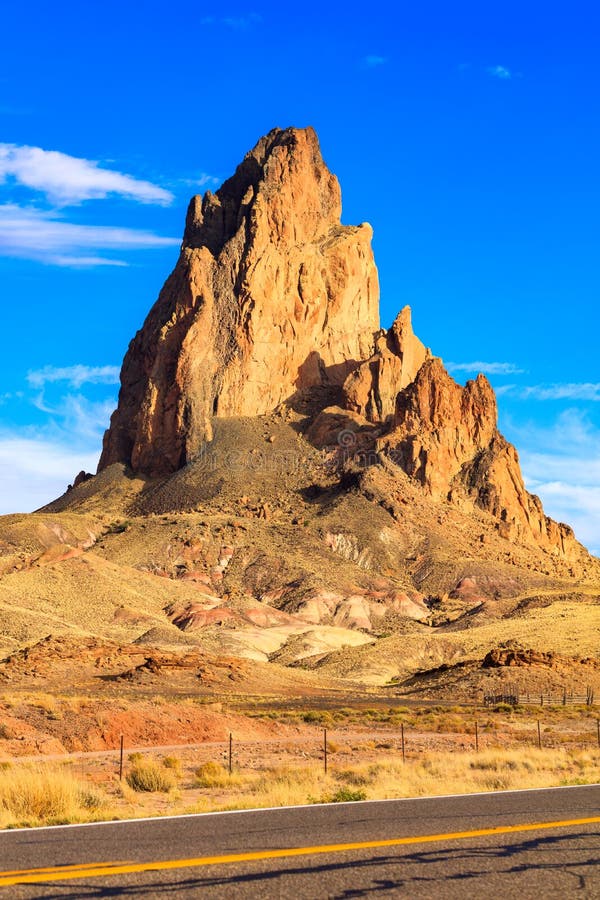 Agathla Peak Also Known As El Capitan in Monument Valley Near Kayenta ...