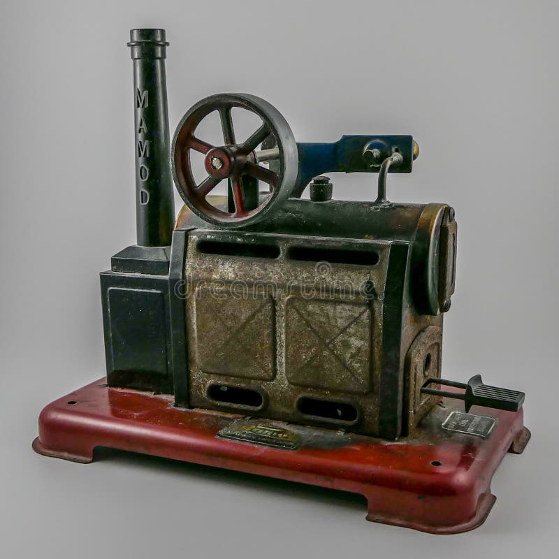 Toy steam engine editorial photo. Image of model, steam - 205047801