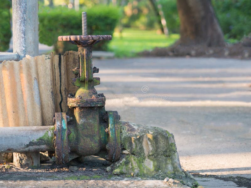 Aged Water Valve Full Rust Algae Park Stock Photos - Free & Royalty ...
