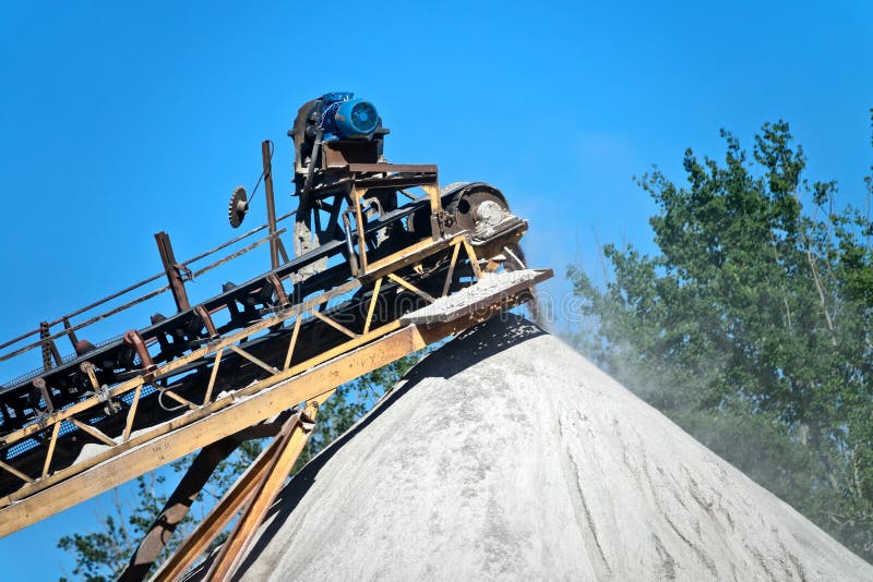 Aggregate Preparation Plant Stock Photo - Image of crushed, grit: 214901720