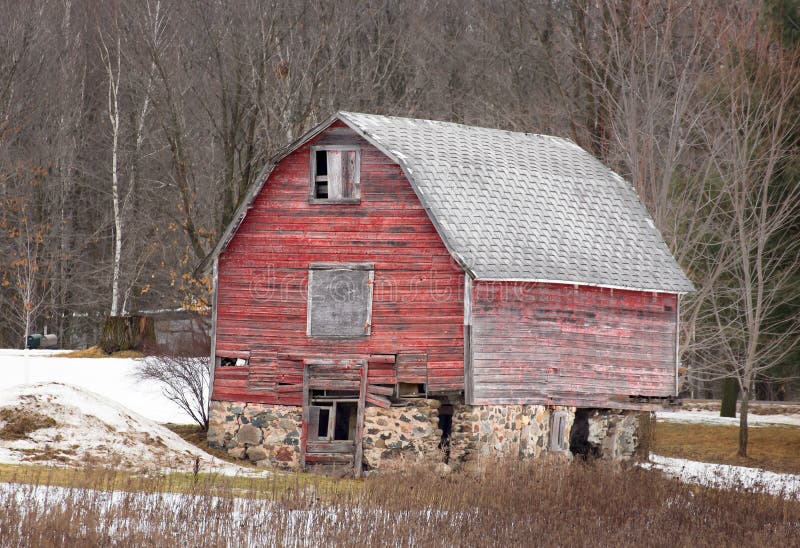 Aging Distressed Barn in Winter Stock Image - Image of aging, trees ...
