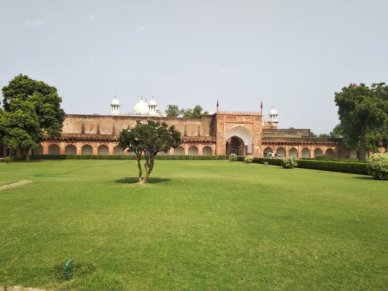 Front view of agra fort editorial photo. Image of government - 152659456