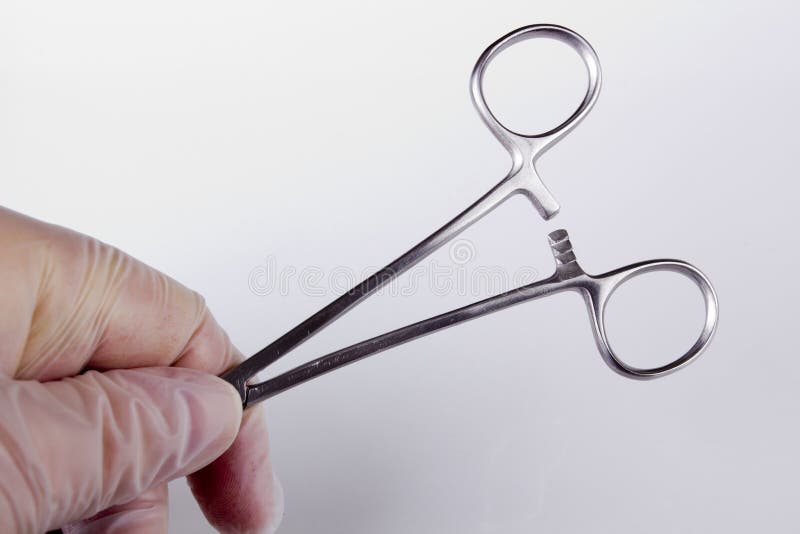 Agrafe chirurgicale image stock. Image du sain, tuyau - 35533537