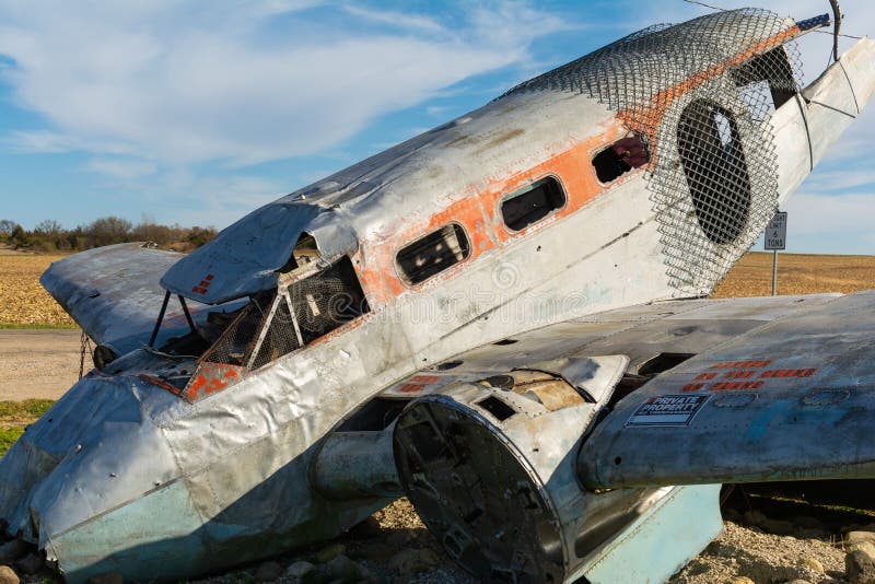 Agricultural Crash Monument Editorial Photography - Image of airplane, damaged: 202017497