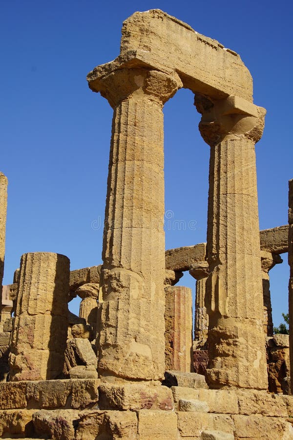 Agrigento, Sicilia, Italia, Valle De Los Templos Imagen de archivo ...