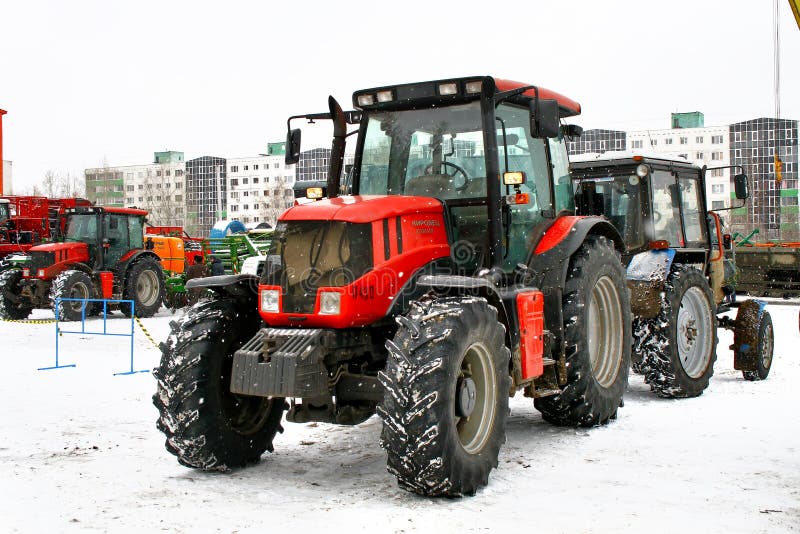 Agrocomplex 2011, Ufa editorial photo. Image of machinery - 24095451