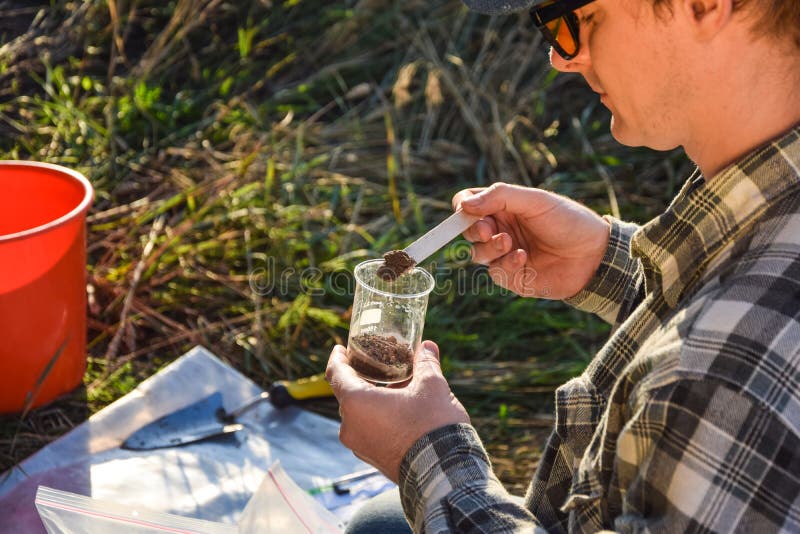 Agronomy Specialist Testing Soil Sample Labortory Equipment Outdoors ...
