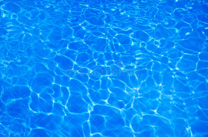 Agua azul en piscina imagen de archivo. Imagen de superficie - 25414903