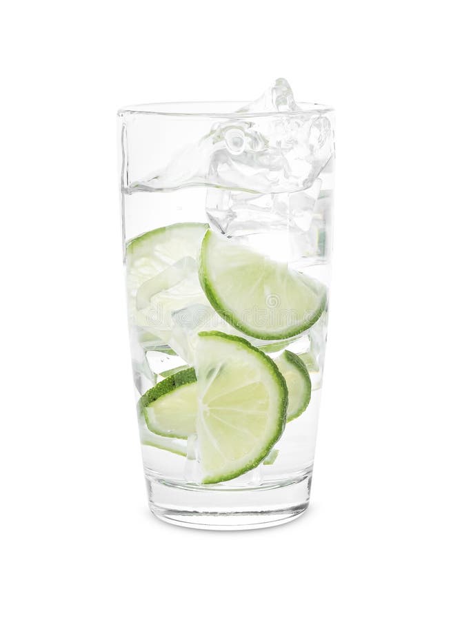 Agua Con Cal En Rodajas Salpicada De Vidrio Sobre Fondo Blanco Foto de ...