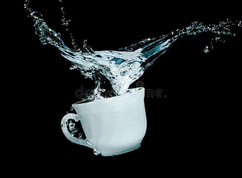 Agua de la taza foto de archivo. Imagen de aerosol, mojado - 39018016