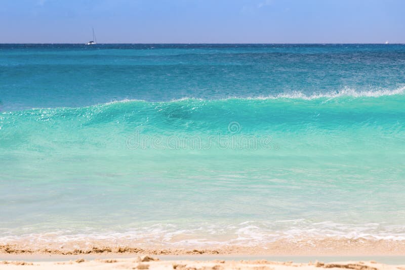 Agua De La Turquesa Del Mar Del Caribe Costa De Bahamas Foto de archivo ...