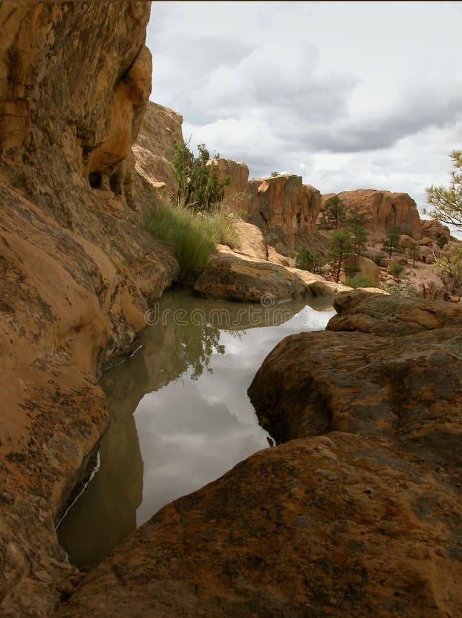 Agua en el desierto foto de archivo. Imagen de darla, paisaje - 1317780