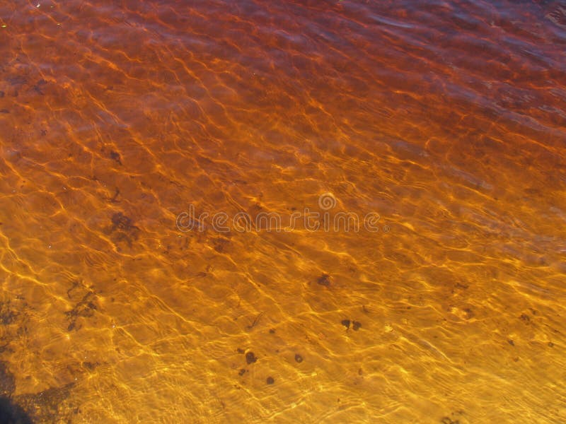 Agua oxidada imagen de archivo. Imagen de coloreado, oxidado - 1950669