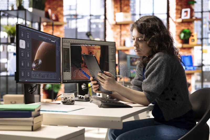 AI Chatbot User Commands a Program To Generate Mars Spaceship Model ...