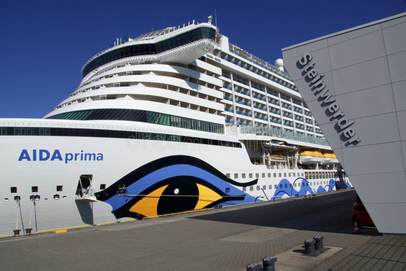 AIDA Prima at the Hamburg Steinwerder Terminal Editorial Photography ...