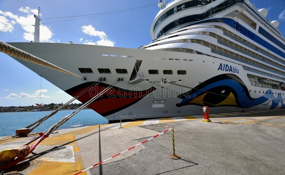 AIDAblu alongside in Corfu editorial stock photo. Image of port - 105344263