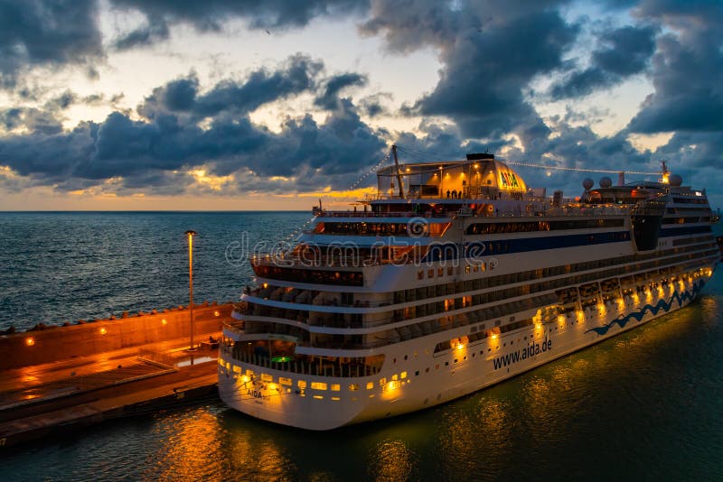 943 Aida Cruises Stock Photos - Free & Royalty-Free Stock Photos from ...