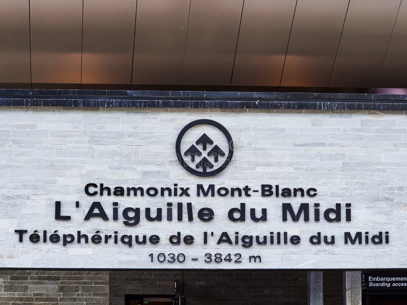 AIGUILLE DU MIDI, FRANCE - AUGUST 8, 2017: Aiguille Du Midi, Chamonix ...