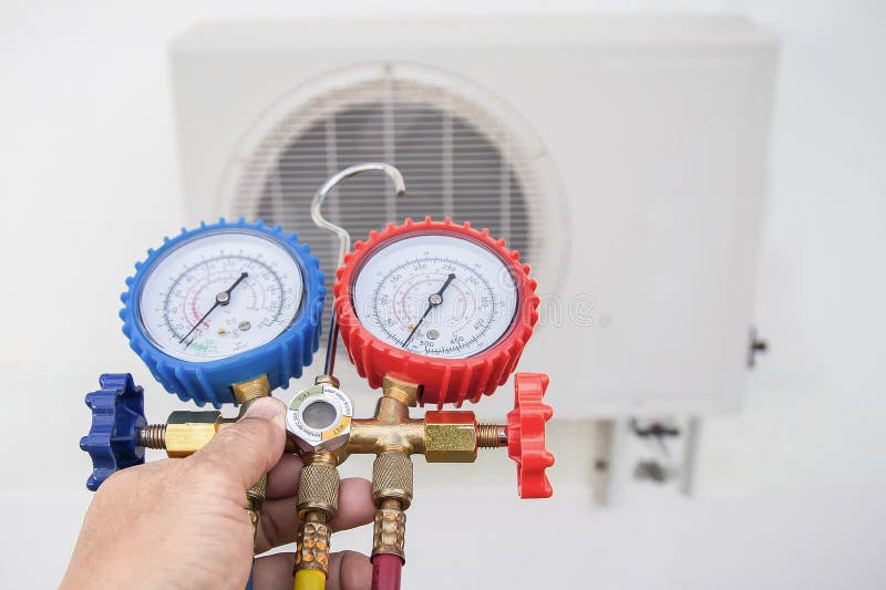 Air Conditioner Technician Checking Air Conditioner Operation Stock ...