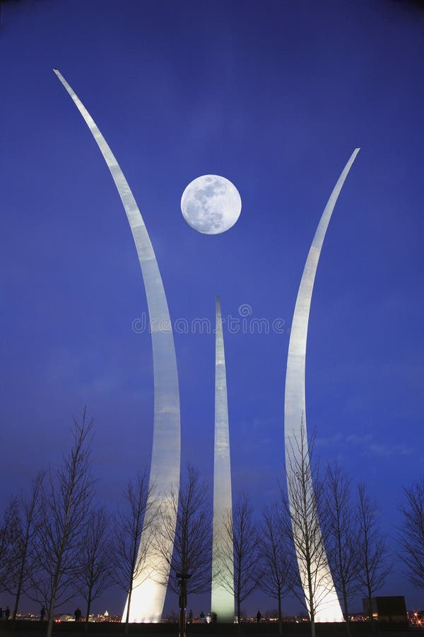Air Force Memorial at Night Editorial Photography - Image of force ...