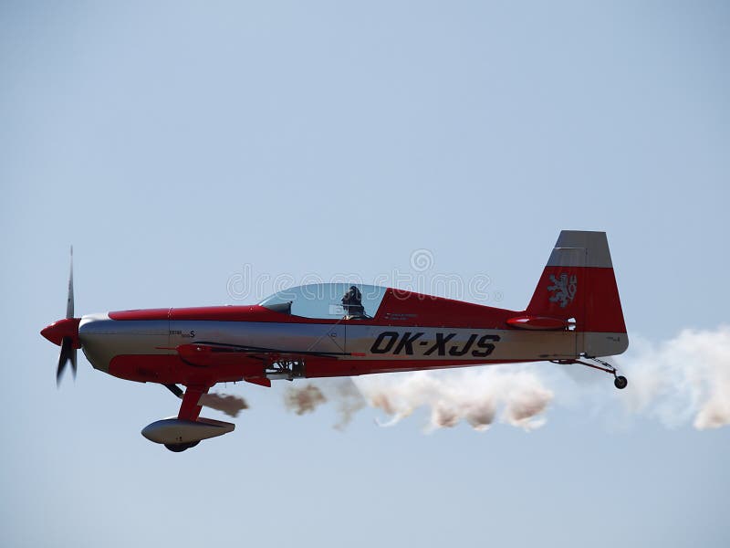 Air Show editorial stock photo. Image of plane, loop - 24175383