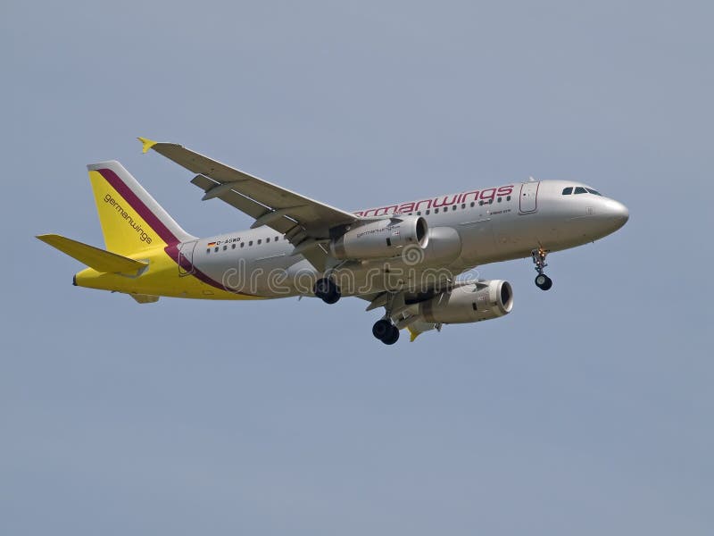 Airbus-319 editorial photography. Image of airbus, flight - 9426692