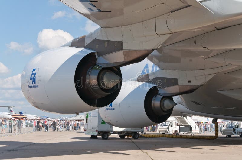 Airbus A340 engine editorial stock photo. Image of alltitude - 15157123