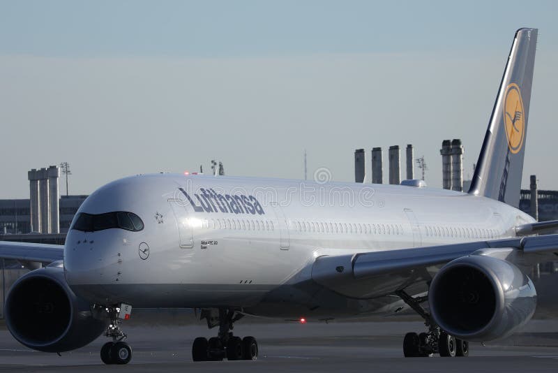 Airbus A350 Front View Stock Photos - Free & Royalty-Free Stock Photos ...