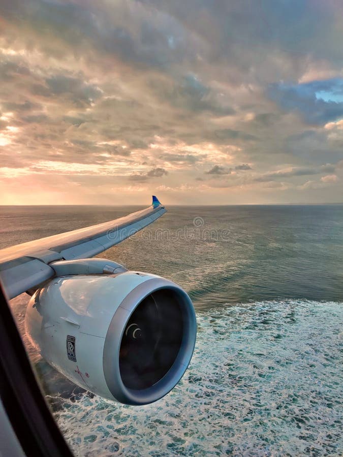 Airbus A339 Engine during Approach at Bali Editorial Photography ...