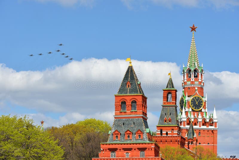 Aircraft Flying Over Kremlin. Moscow Stock Photo - Image of parade ...
