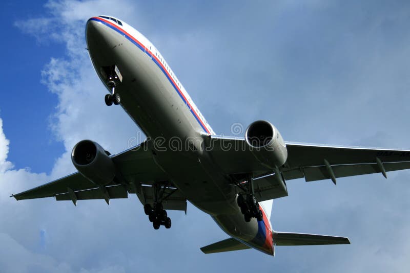 Aircraft landing stock photo. Image of aircraft, tourism - 4464722