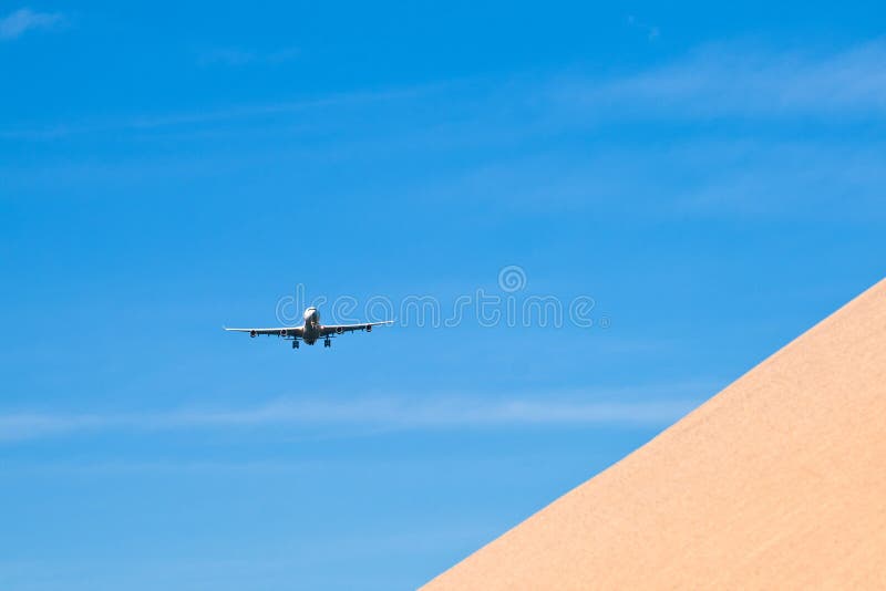 Aircraft in Landing Approach Stock Image - Image of industry, aircraft ...