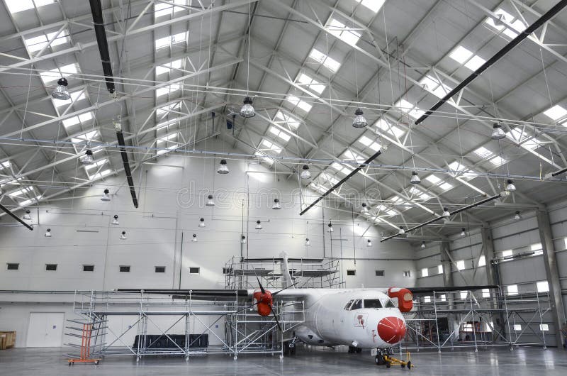 Aircraft Maintenance Hangar Stock Photo - Image of line, detail: 59375274