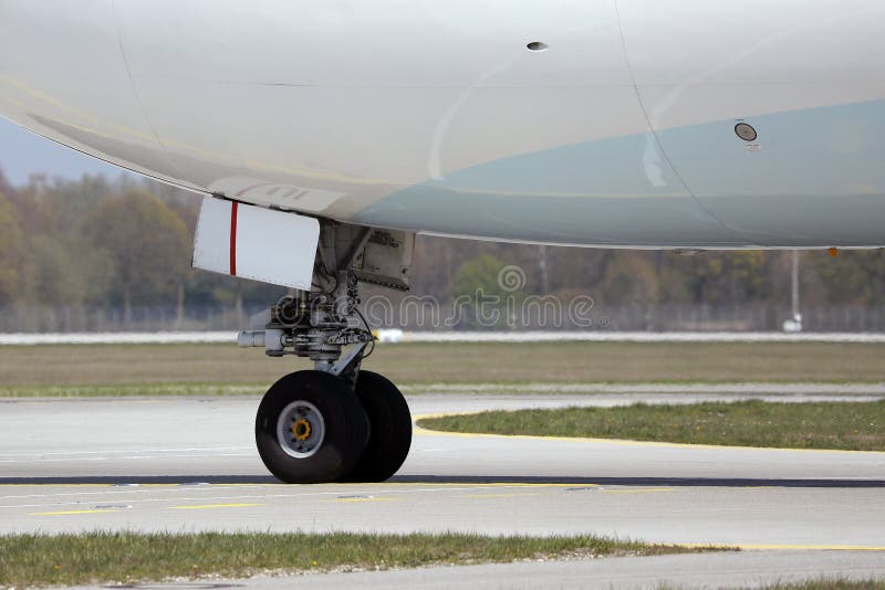 Aircraft wheel stock photo. Image of jets, view, travel - 154393212