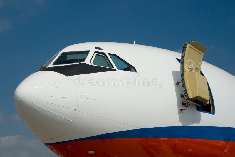 Boeing 787 Dreamliner nose editorial stock image. Image of plane - 20890684