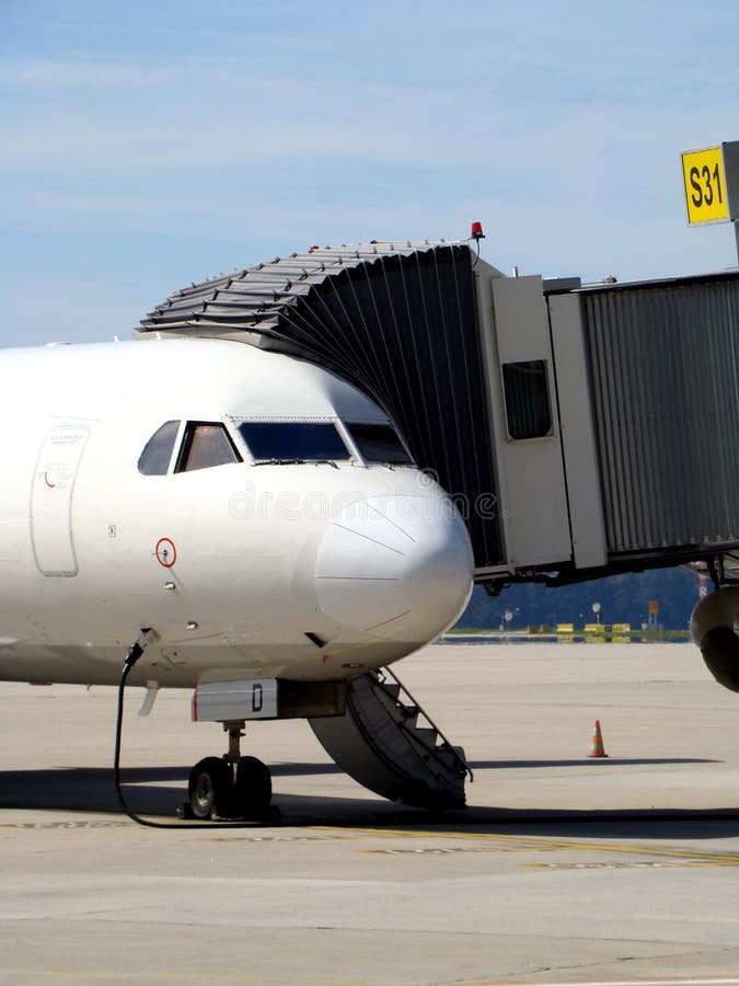 Airplane Boarding Picture. Image: 5073313