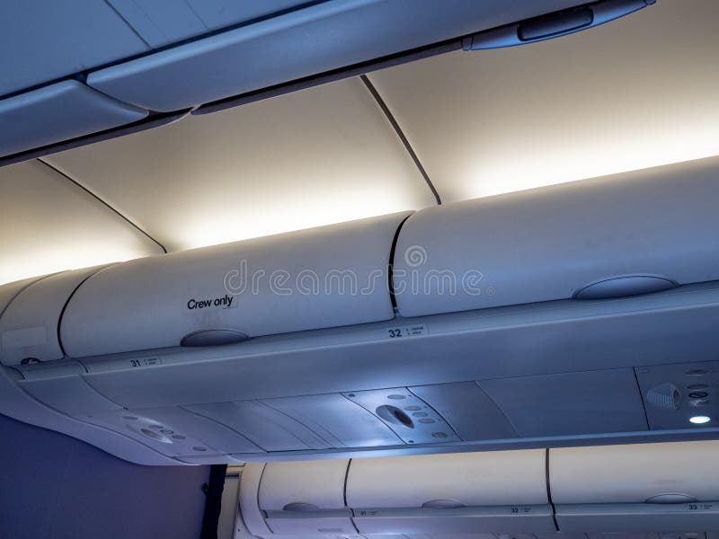 131 Airline Overhead Storage Compartment Stock Photos - Free & Royalty ...