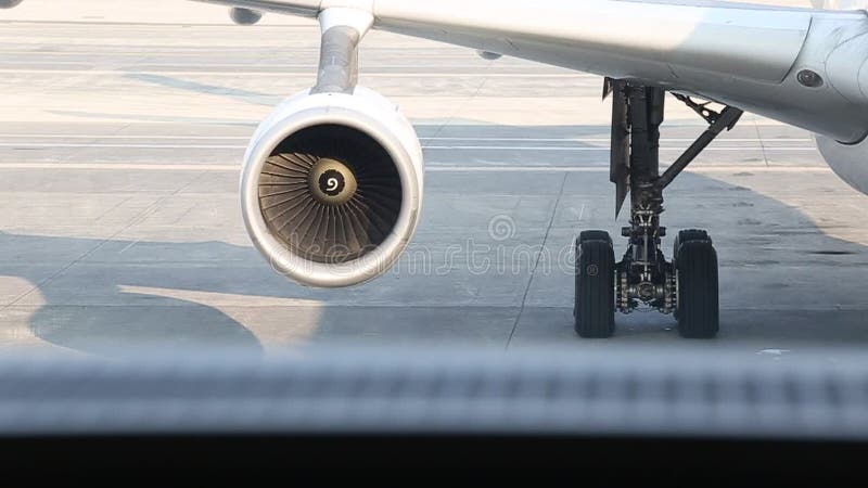 Airplane engine running stock footage. Video of closeup - 210465690