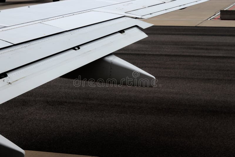 2,542 Airplane Flaps Photos - Free & Royalty-Free Stock Photos from ...