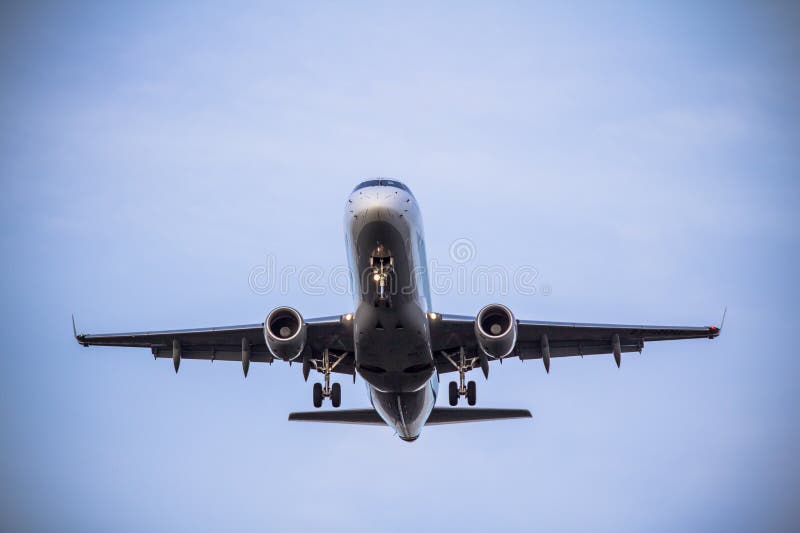 135 Airbus A380 Airliner Front View Stock Photos - Free & Royalty-Free ...