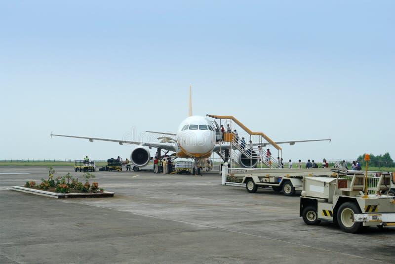 Small Airplane editorial photography. Image of hostile - 19145267