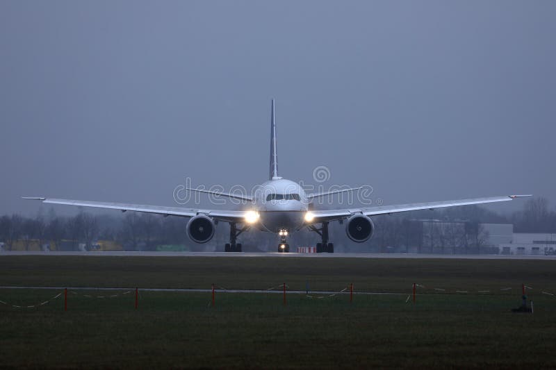 Big plane, front view stock photo. Image of view, flight - 133673214