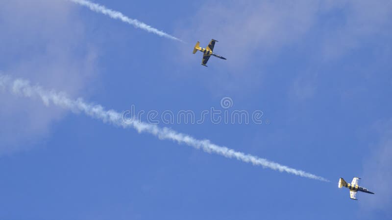 Airplane show editorial stock photo. Image of planes - 42366273