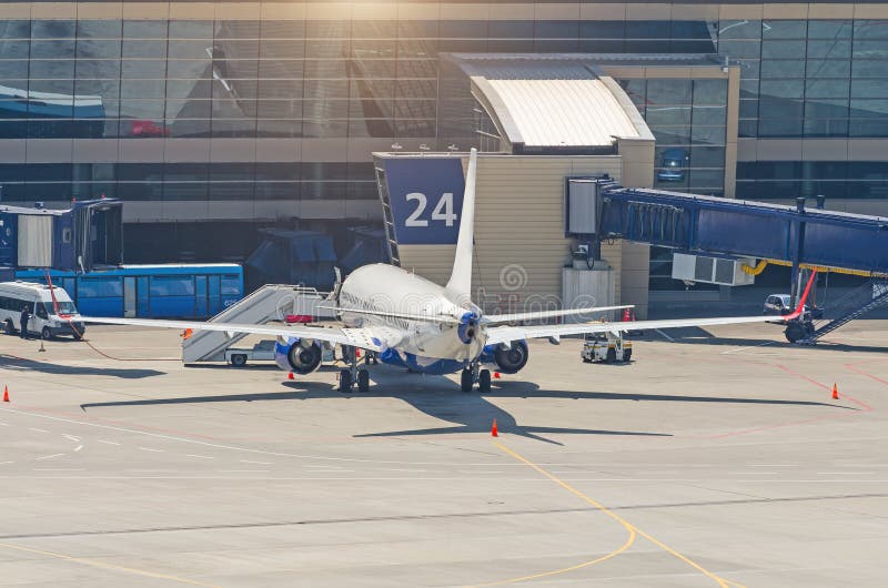 Airplane at Terminal Gate Ready for Take Off Stock Photo - Image of ...