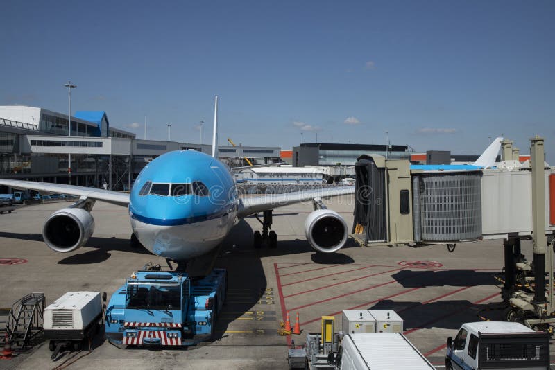 Start of a flight stock image. Image of cargo, blue - 160486439