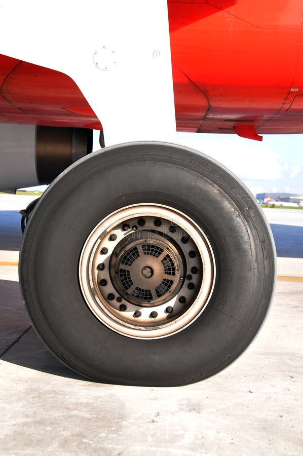Airplane wheel stock image. Image of focus, tire, plane - 7506291